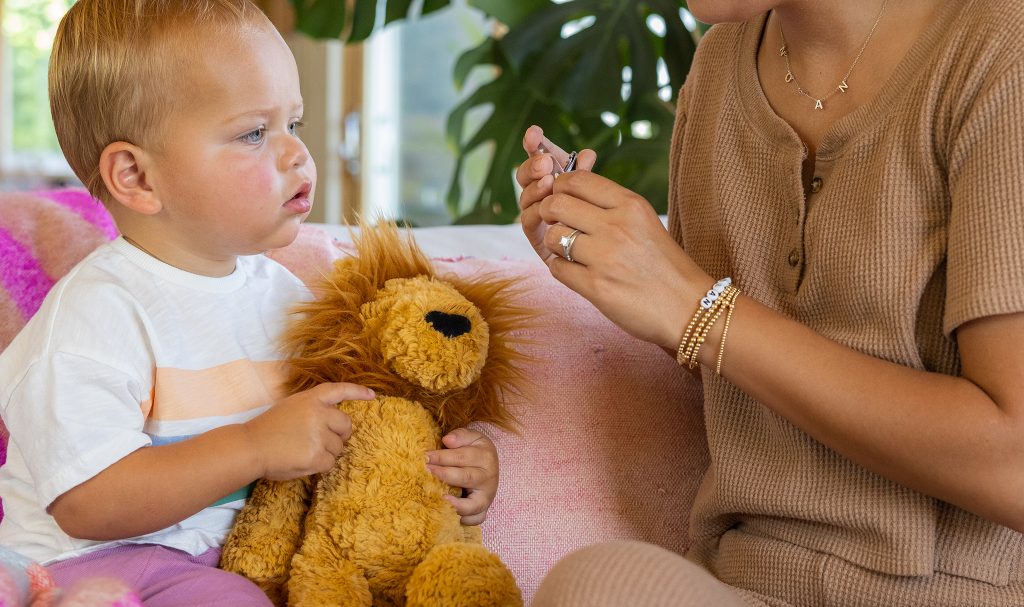 6 tips for trimming your toddler’s nails | Lovevery