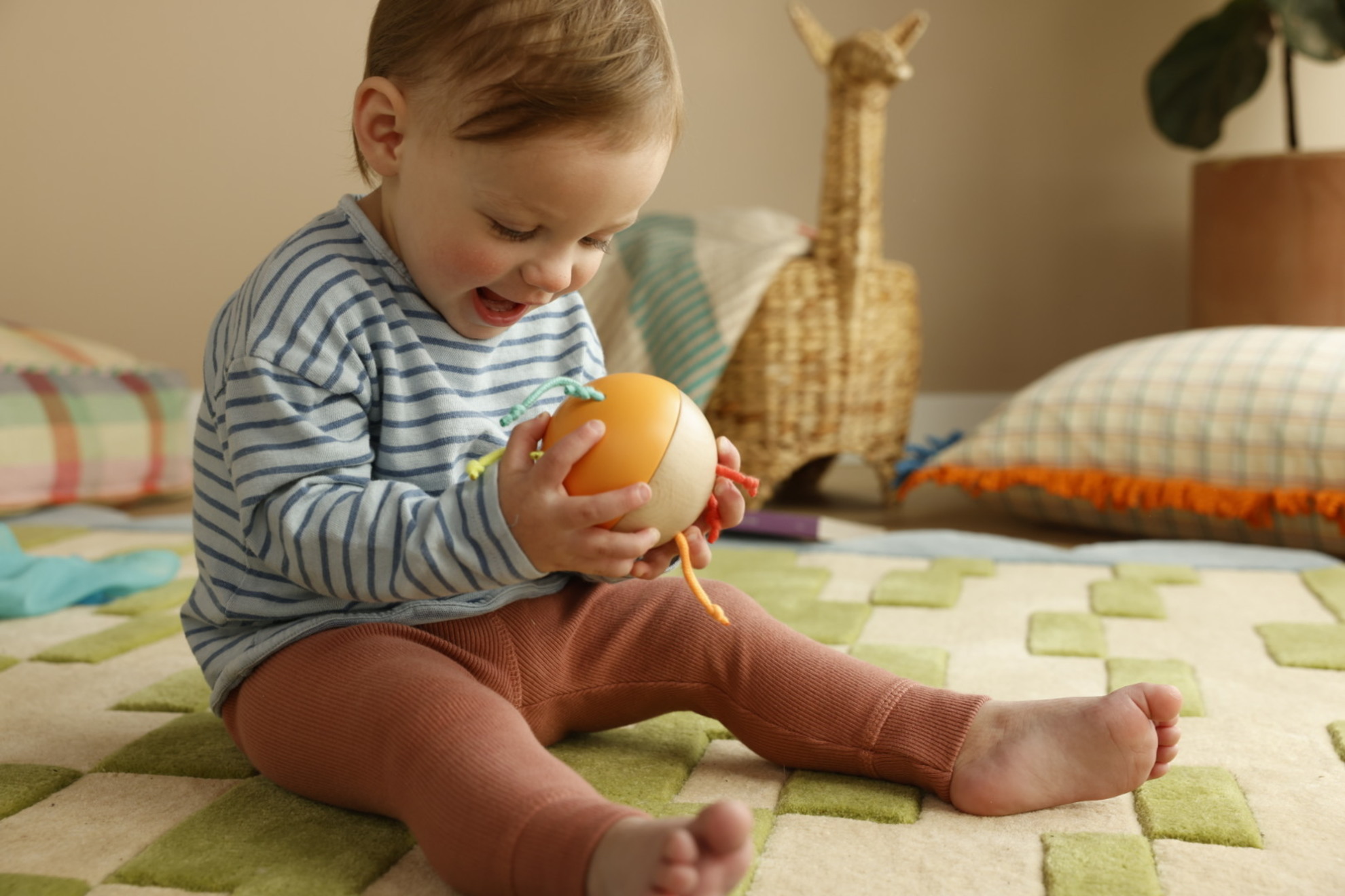 Introducing 3 brand new playthings to The Explorer Play Kit for months ...